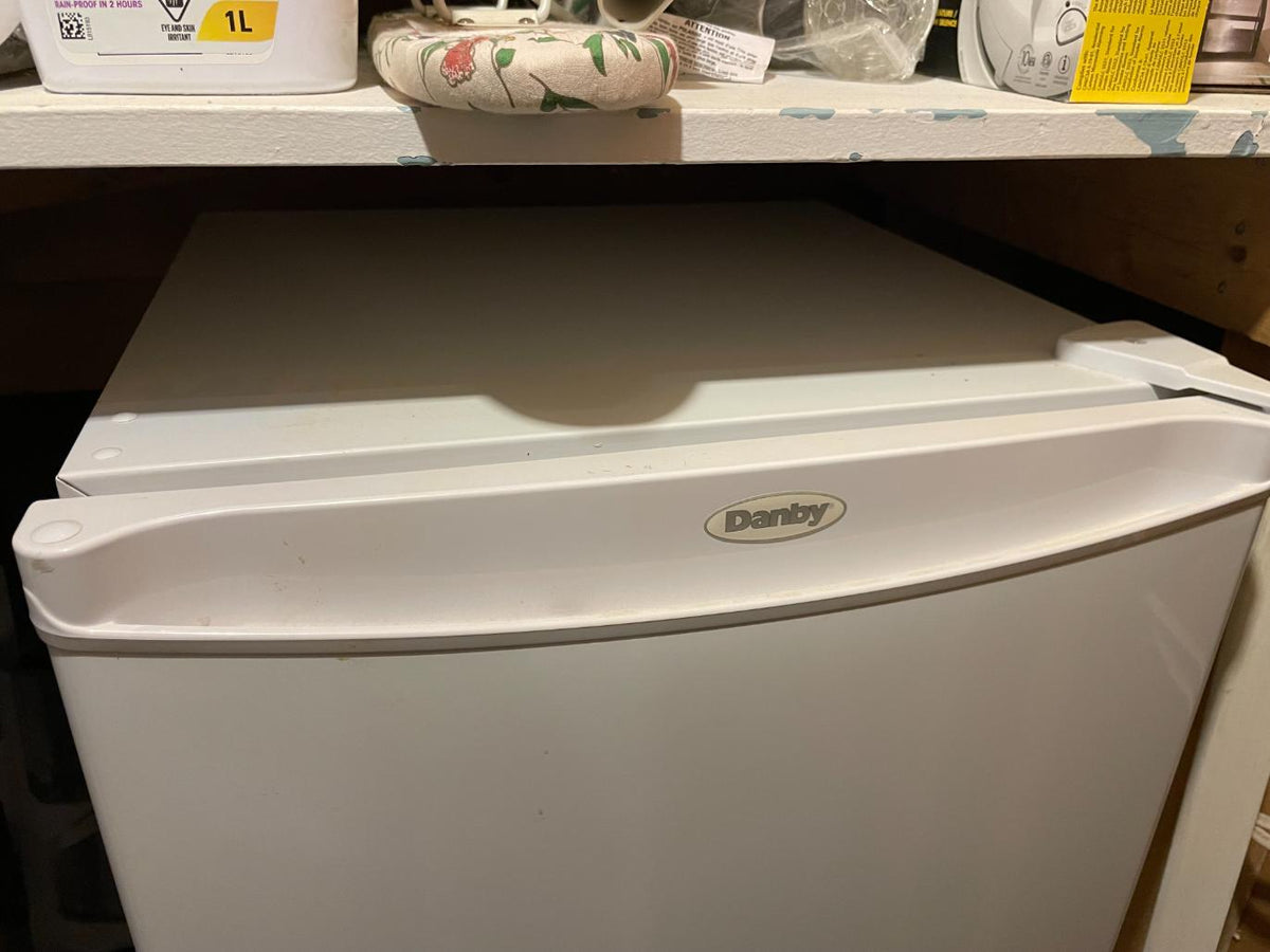 Danby Mini Freezer – sellmystuffcanadaottawa